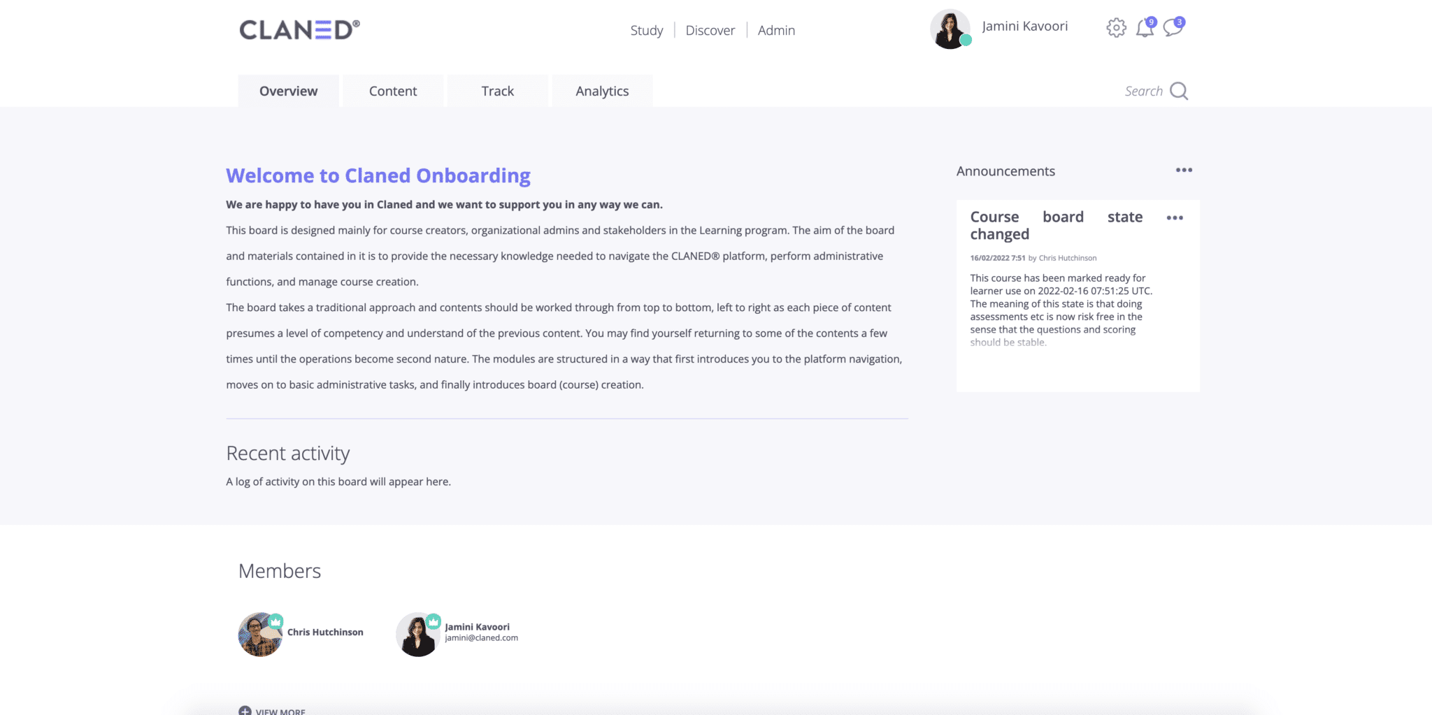 What is Customer Training? (How To Facilitate and Launch It)